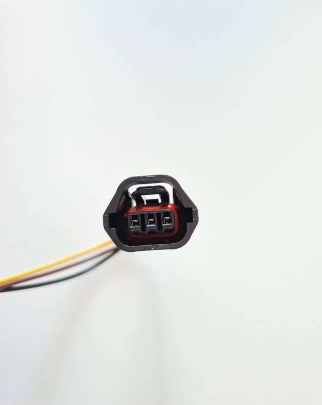 Разъём датчика скорости/ распредвала/ коленвала/ датчика ABS Mitsubishi/Nissan