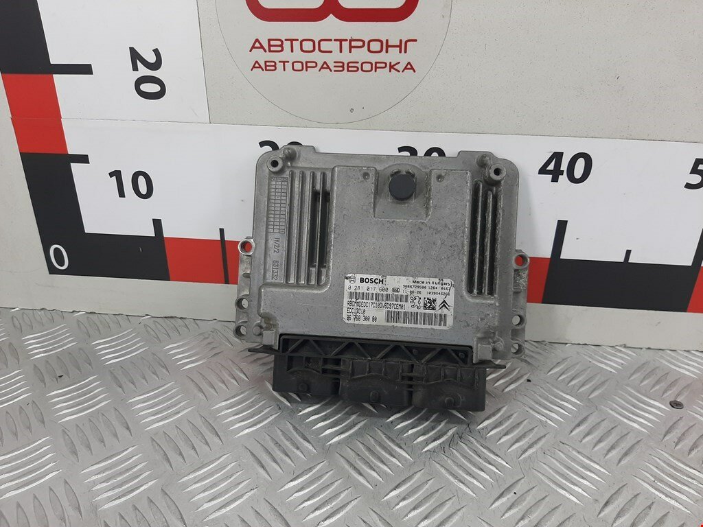 Блок управления двигателем Citroen DS3 9676830080 арт. 979199