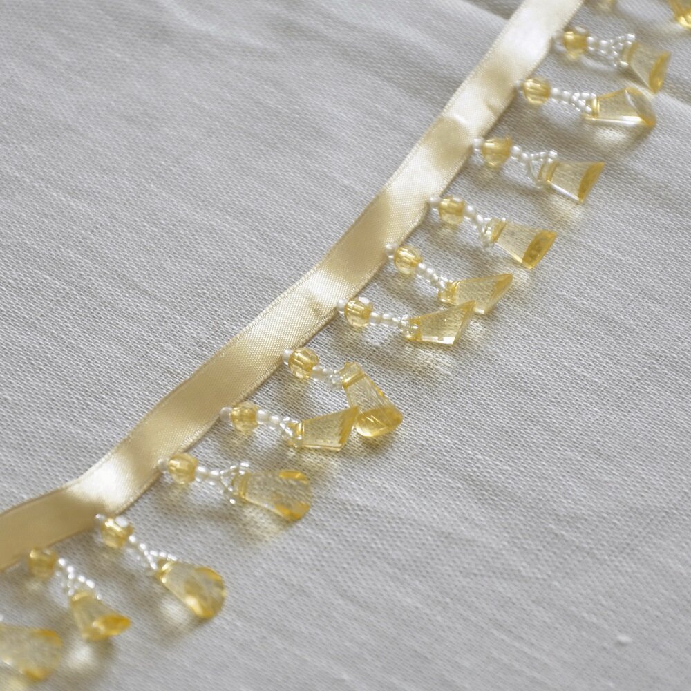 Бахрома 20 м из стекляруса на ленте "Дельта Аксессори", цвет золотой, высота 4 см