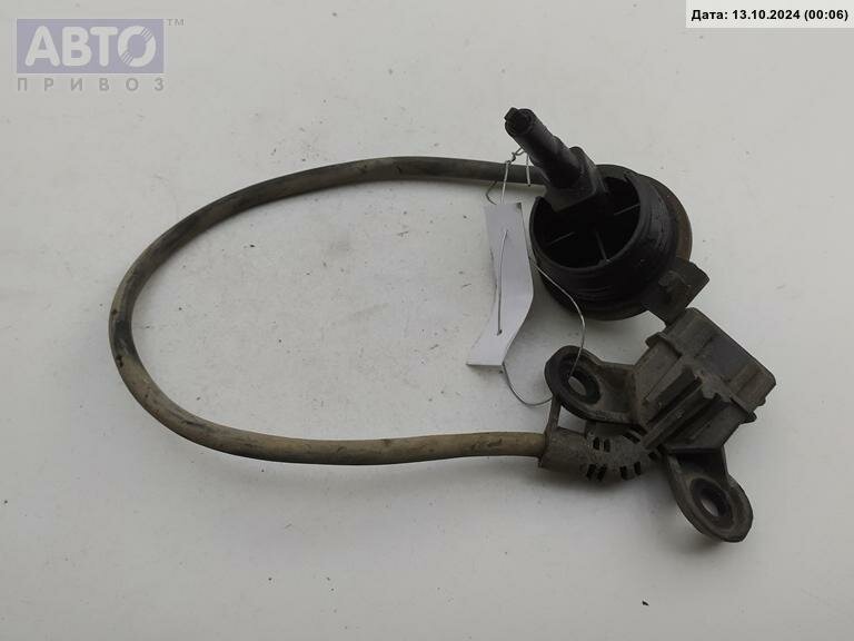 Датчик включения заднего хода (лягушка) Volkswagen Passat B5