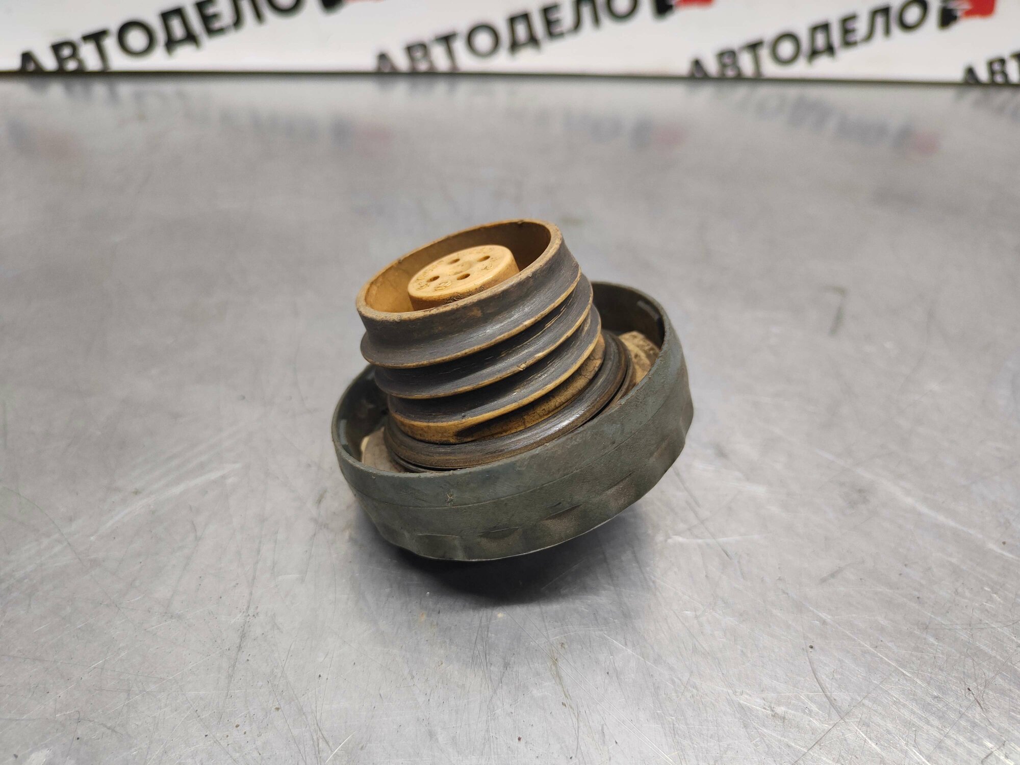 Крышка топливного бака Honda Accord IV 1991 г.в