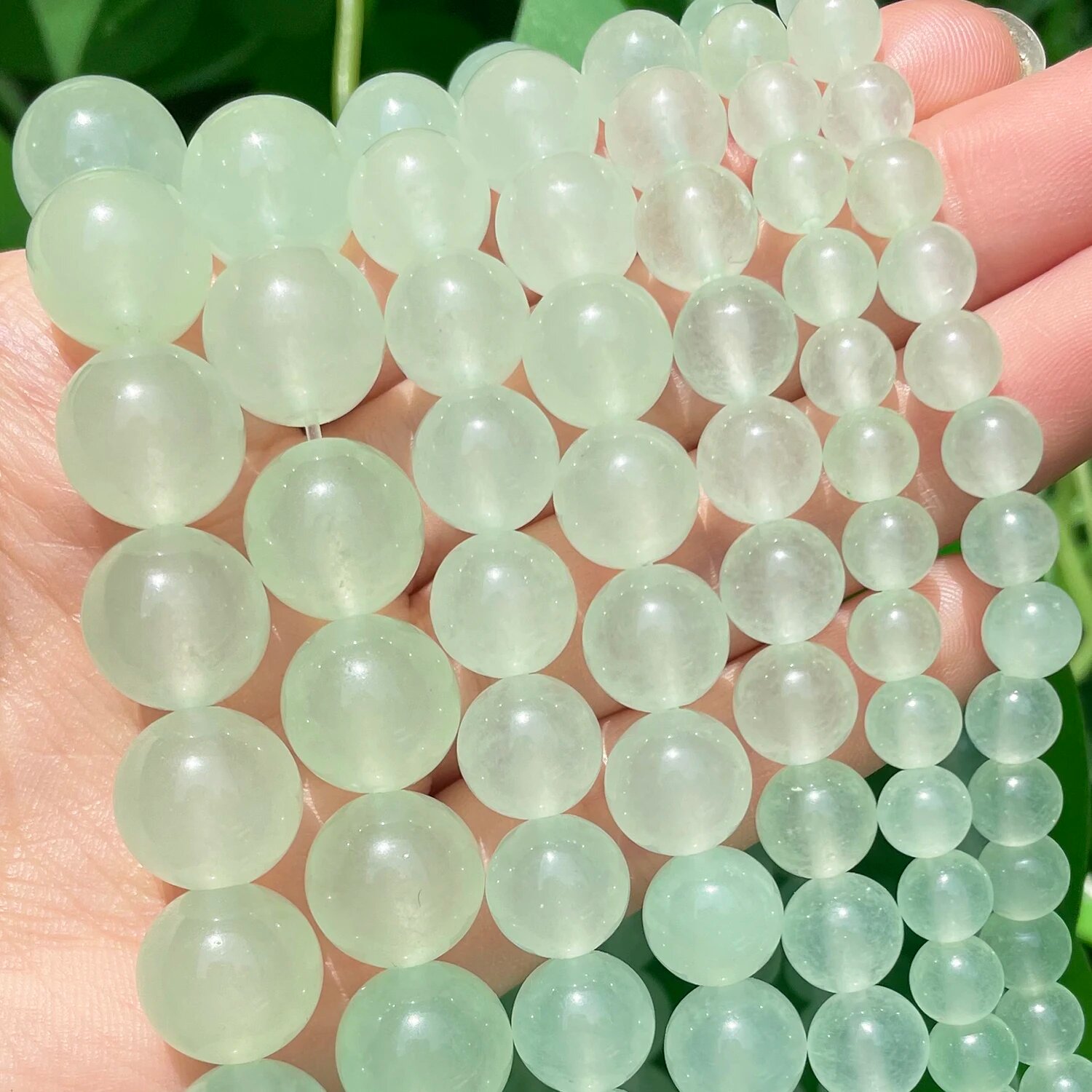 Халцедоновые бусины 4-12 мм светлого зеленого цвета xilitata 6mm (approx 61pcs)