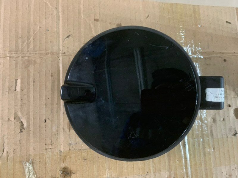 Лючок бензобака Opel Astra H 1.6 Z16XER 2009 93180838