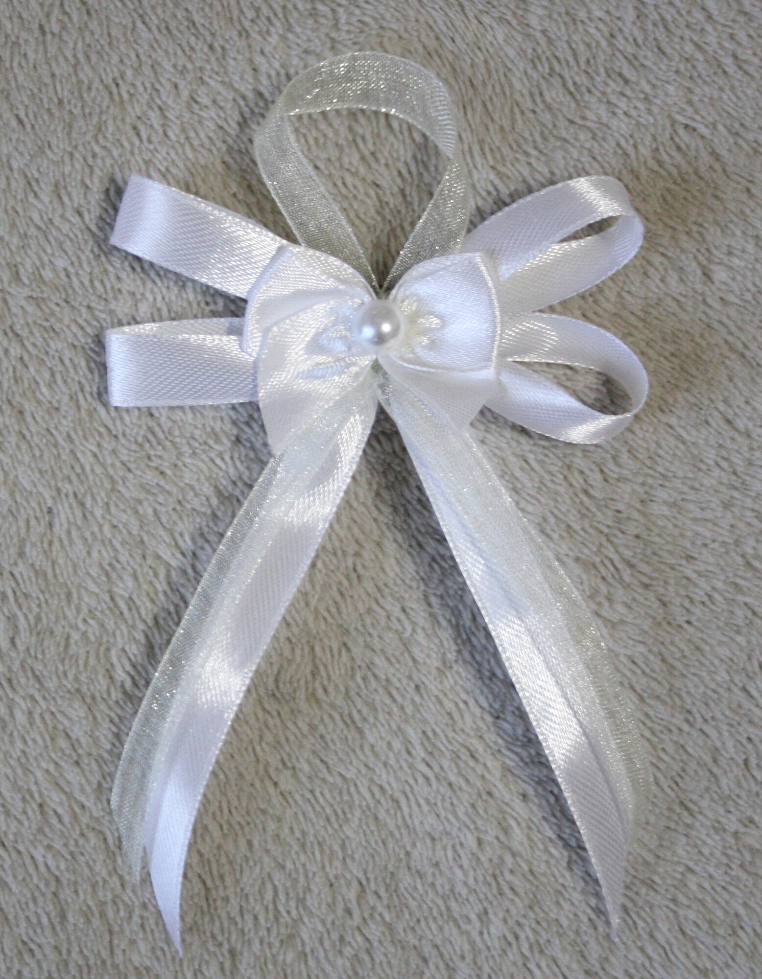 Бутоньерки для гостей свадебные белые, 10 штук