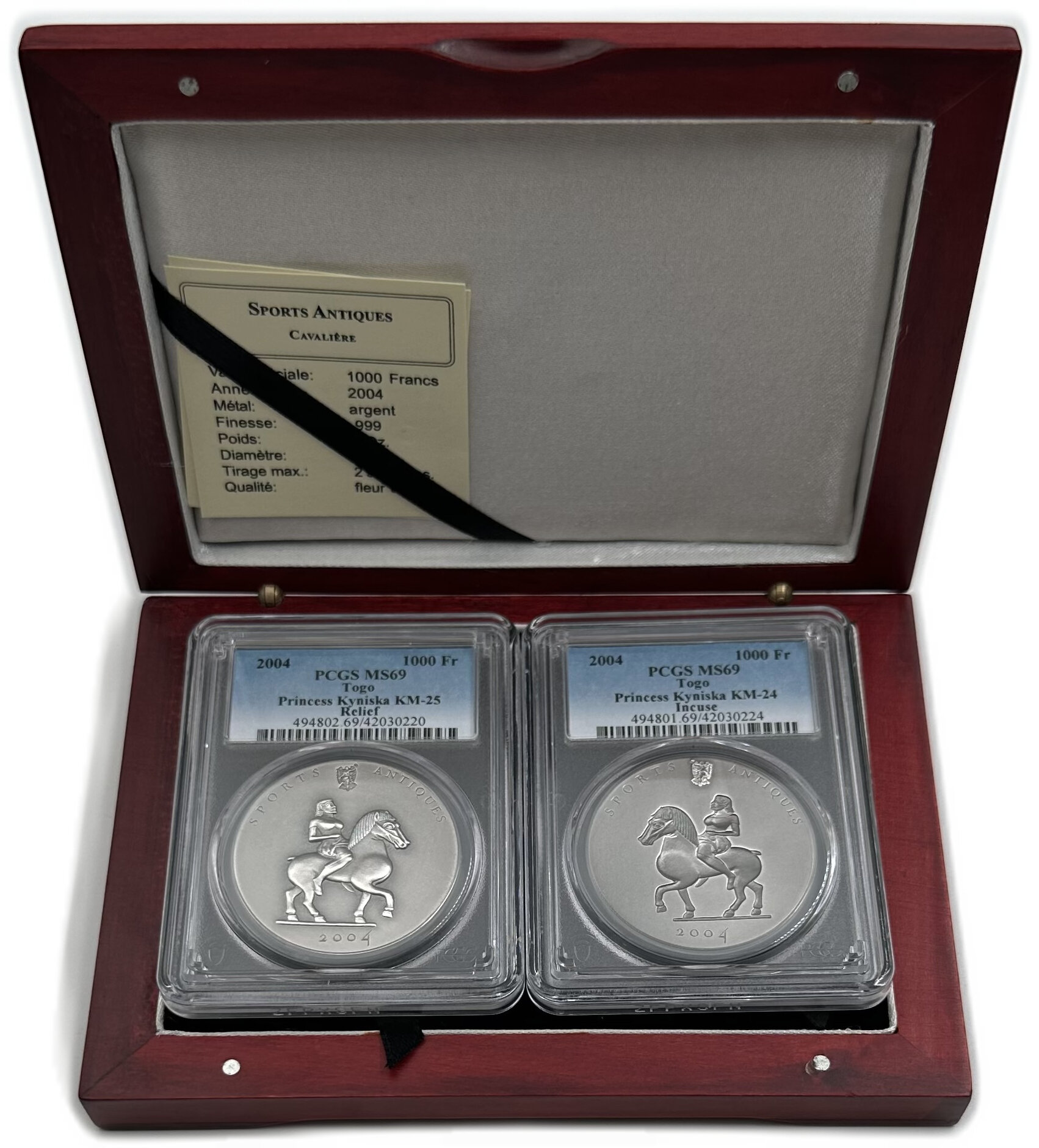 Набор 1000 франков 2004 Античный спорт Наездница Принцесса Киниска Того 2 монеты в слабах PCGS MS 69