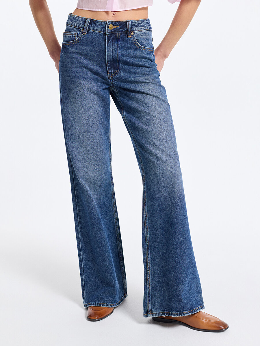 Джинсы клеш 