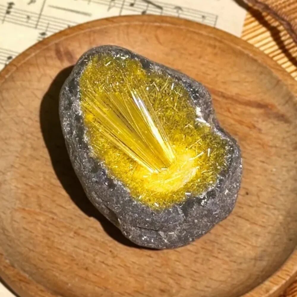 Королевский голубой геод CrystalHola Желтый, Yellow egg 50-100g