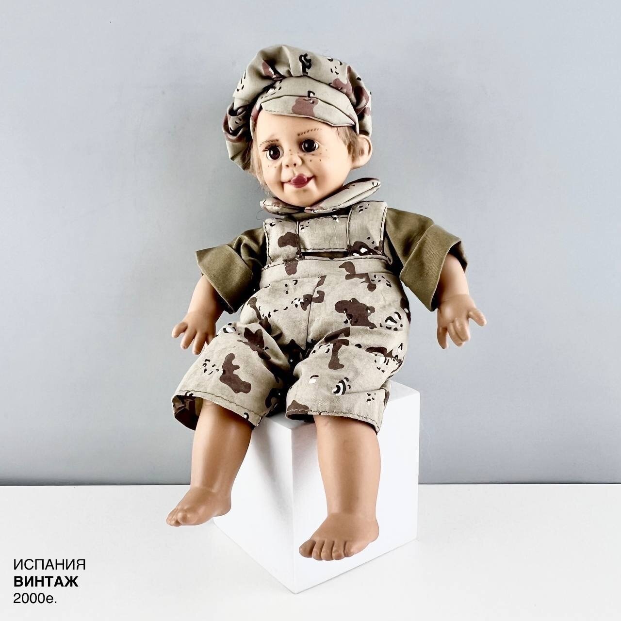Винтажная характерная кукла "Разведчик". Испания, 2000е.