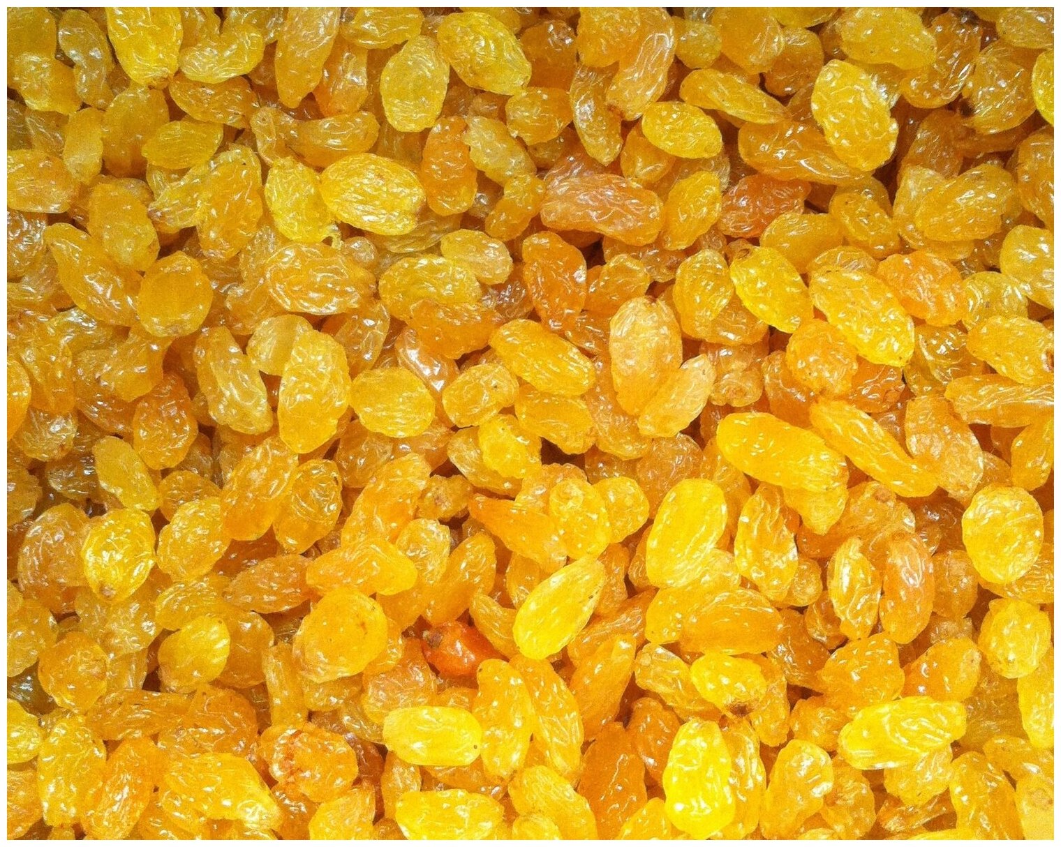 Изюм желтый 5кг коробка УзбекТрестТорг