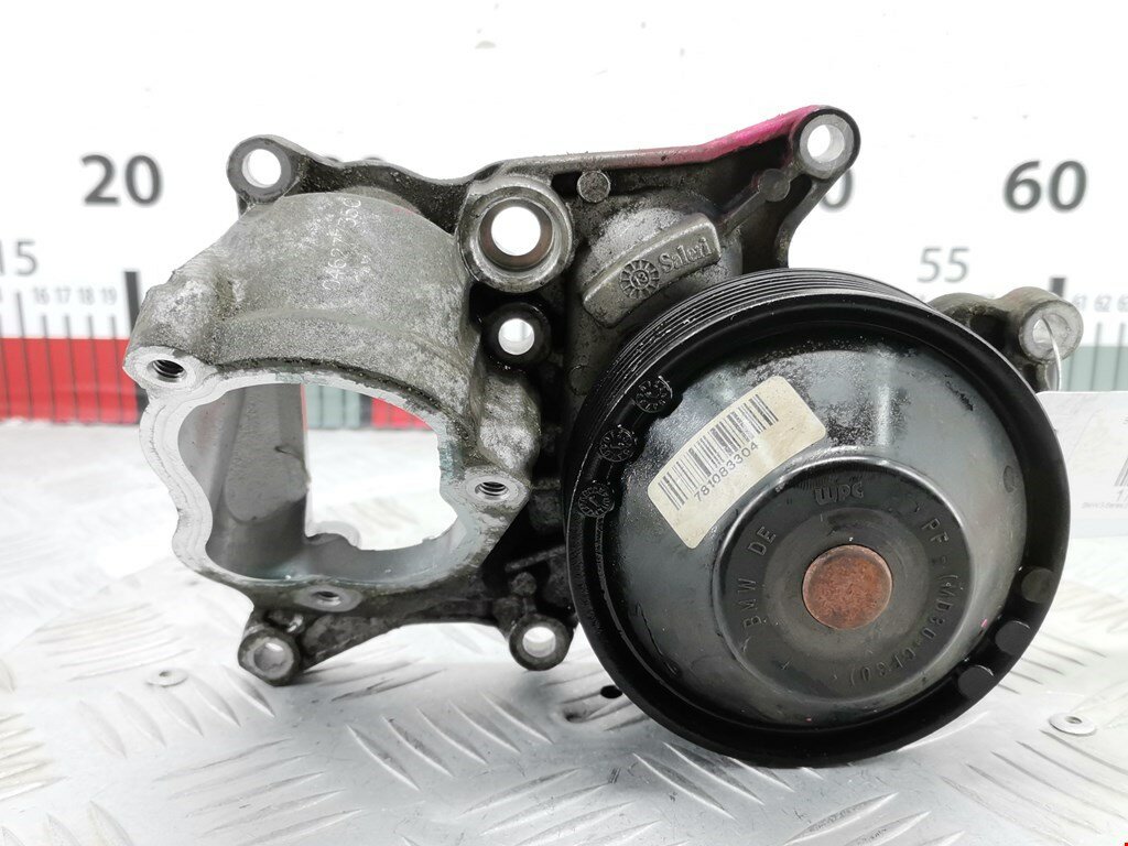 Насос водяной (помпа) BMW 3-Series (F30/F31/F34/F35) 11518516204 арт. 1768335