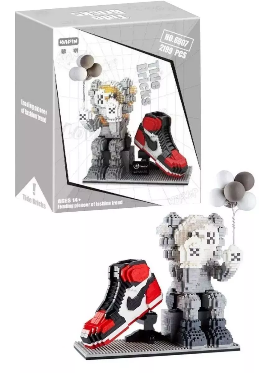 Конструктор Фигурки и подсветка - 2199 деталей/подарок для детей