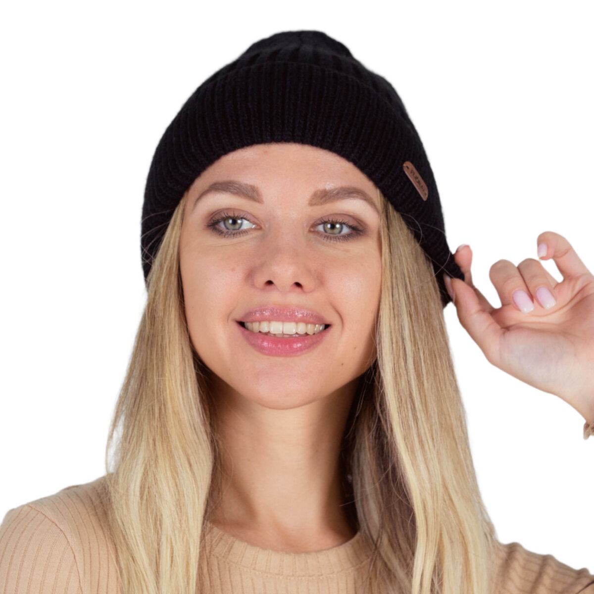 Шапка-бини для женщин