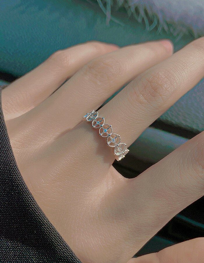 Кольцо переплетенное, циркон