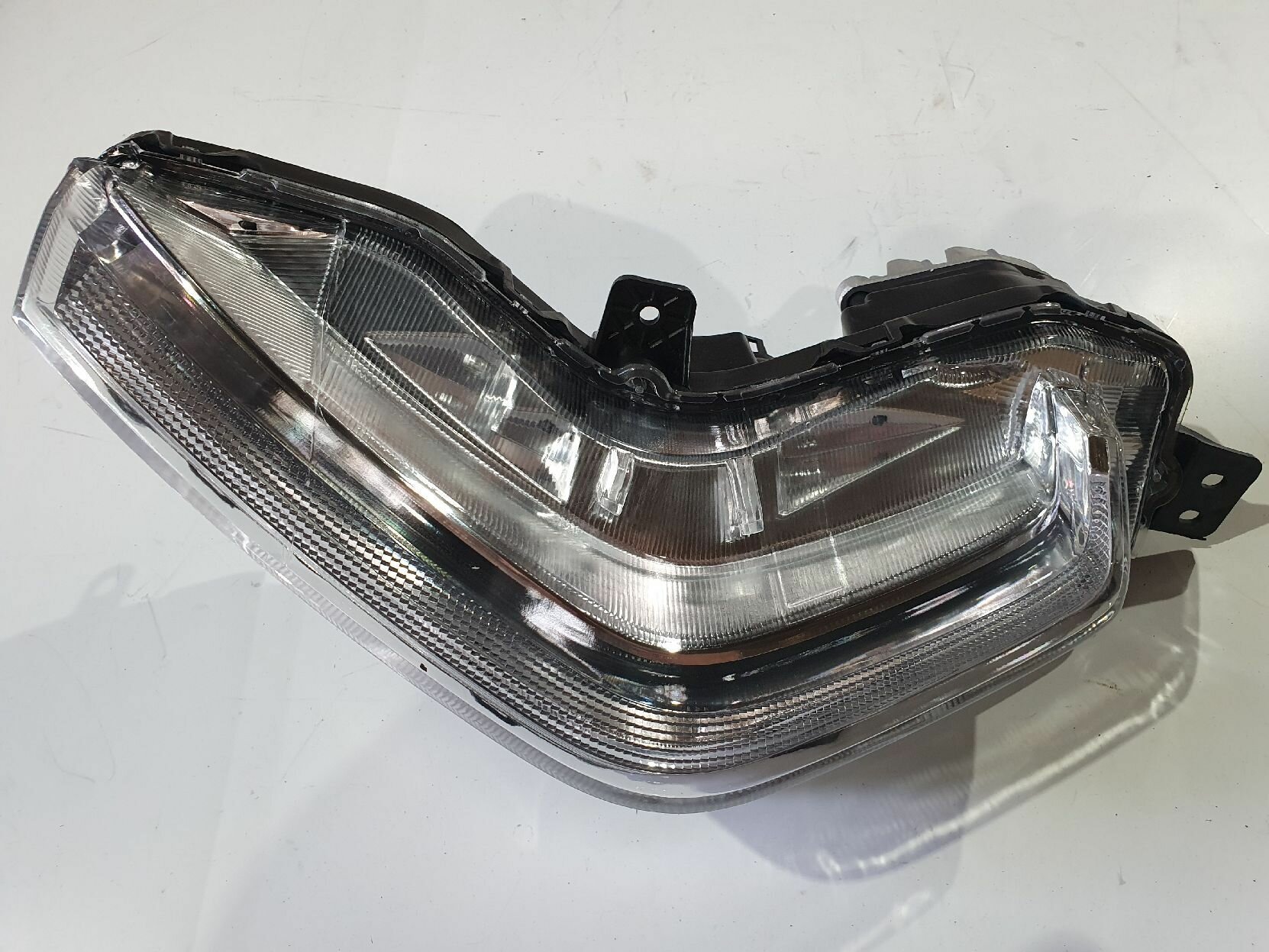 Ходовой огонь левый Haval Jolion [1.5 16V 6MT внедорожник 4X2 Turbo] 4137100XST01A