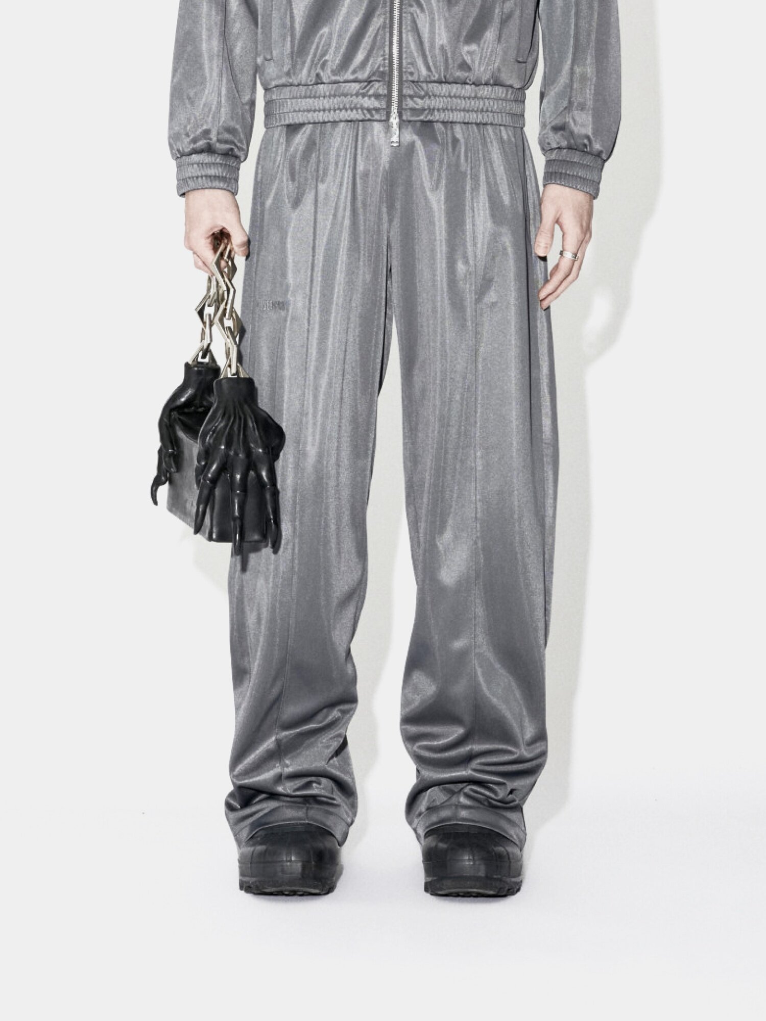 Брюки Han Kjobenhavn LOOSE TRACK PANTS