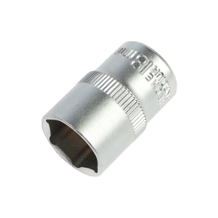 Головка торцевая шестигранная тундра, под квадрат 1/2", 18 мм, CrV