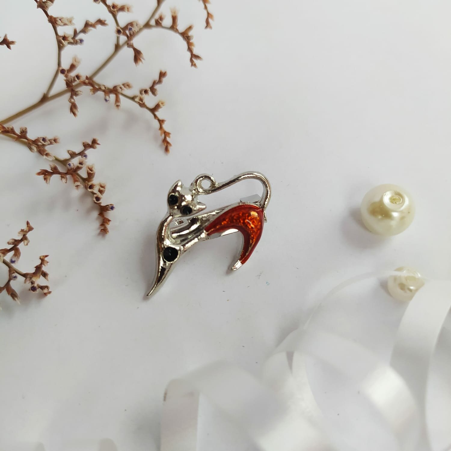 Брошь, эмаль