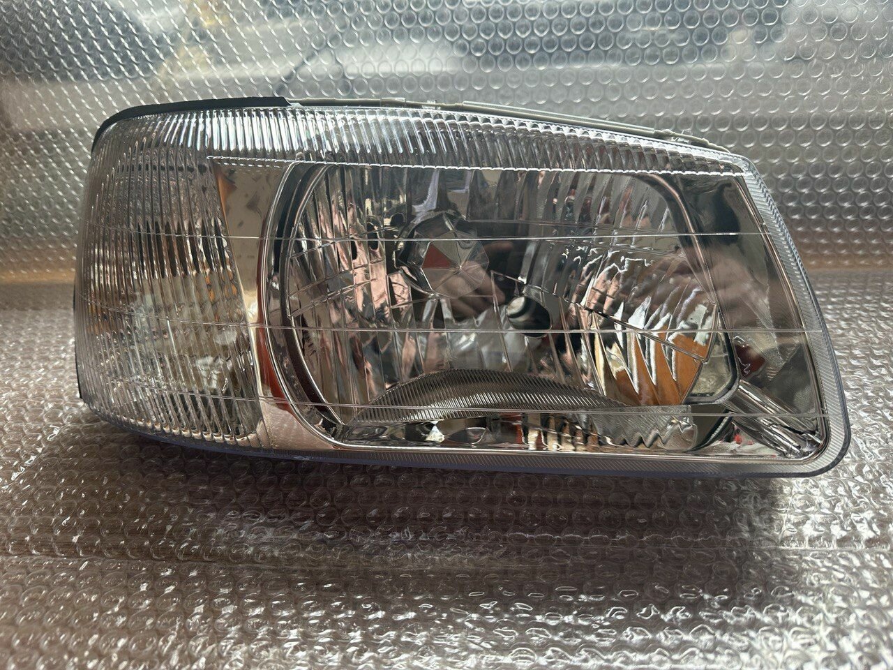 Правая фара Хендай Акцент Тагаз HYUNDAI ACCENT механический корректор