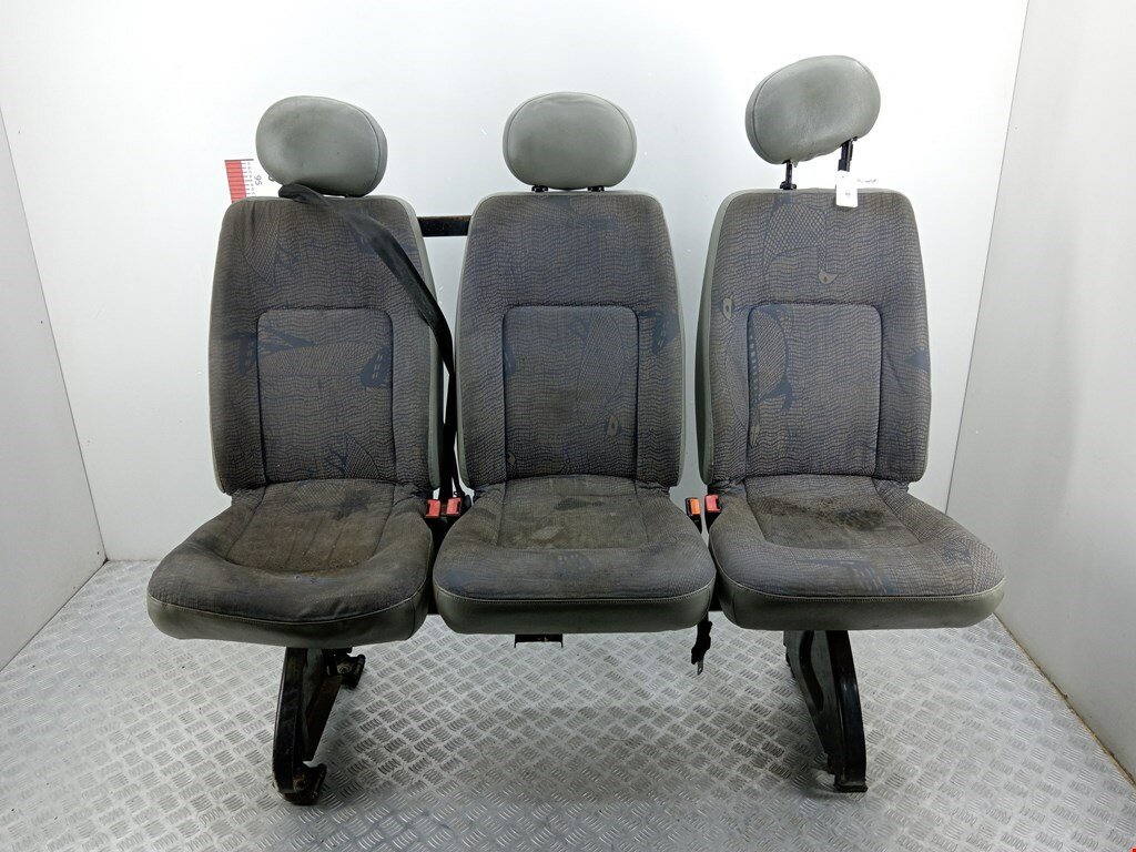 Сиденье заднее Renault Master 2 арт. 1985998