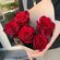 Букет Well-Flowers "Розы", красный, круглый, 5 роз, высота 50см, букет свежих цв...