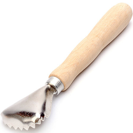 Рыбочистка с деревянной ручкой