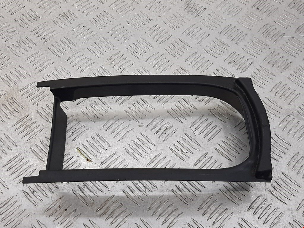 Подлокотник Mercedes E-Class (W211) A2116800150 арт. 705015