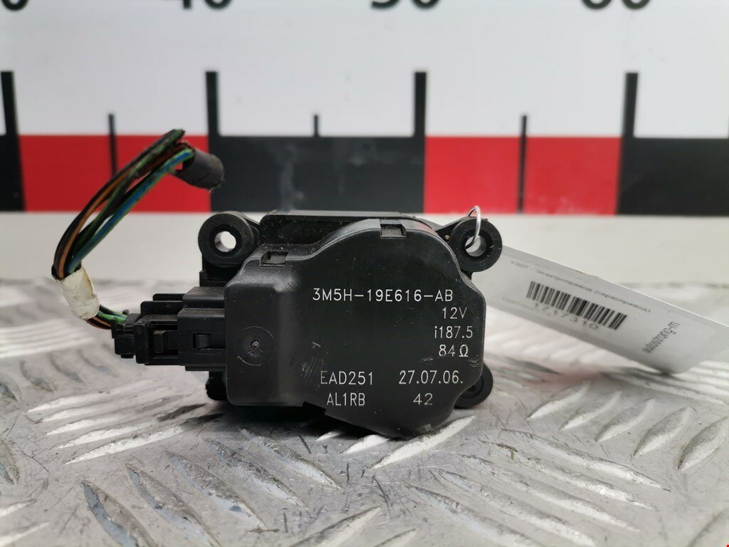 Сервопривод (электропривод моторчик привода) заслонки печки Ford Focus 2 1786200 арт. 1717310