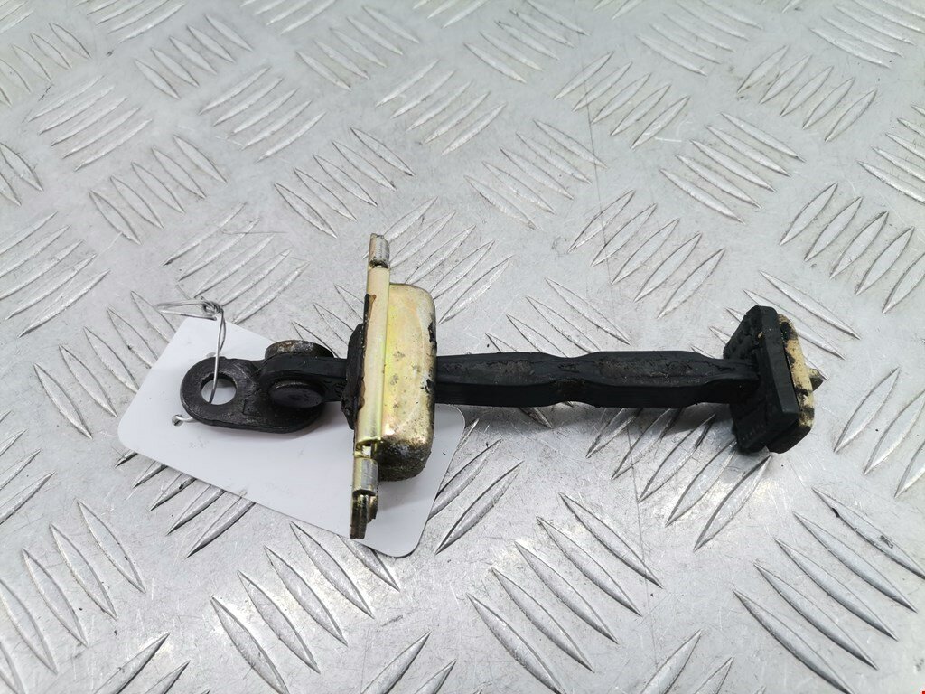 Ограничитель открывания двери передней Hyundai Terracan 79380H1020 арт. 1871921