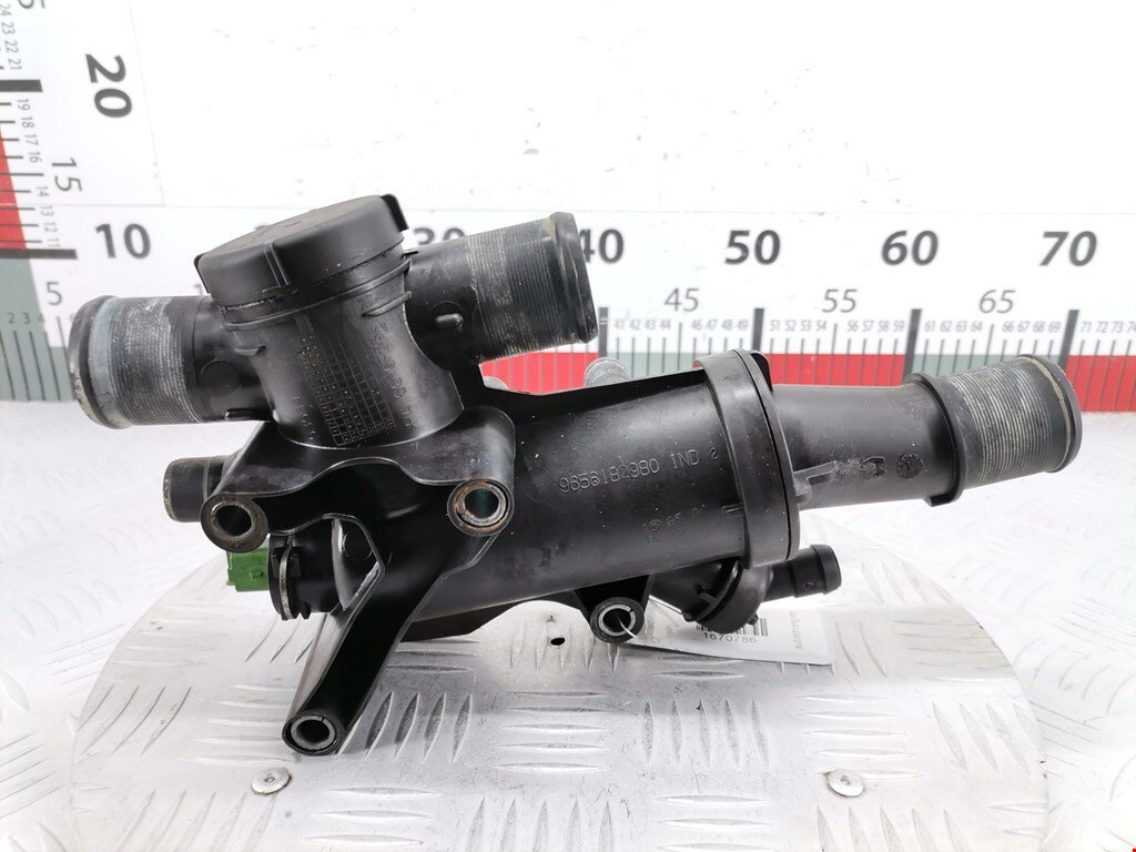 Корпус термостата Citroen C8 1336Y9 арт. 1670786