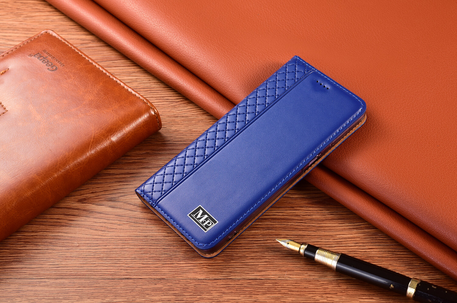 Чехол-книжка MyPads Premium Immagine для Samsung Galaxy A34 из импортной натуральной кожи дорогой элитный с элегантной стеганой прошивкой синий. То.