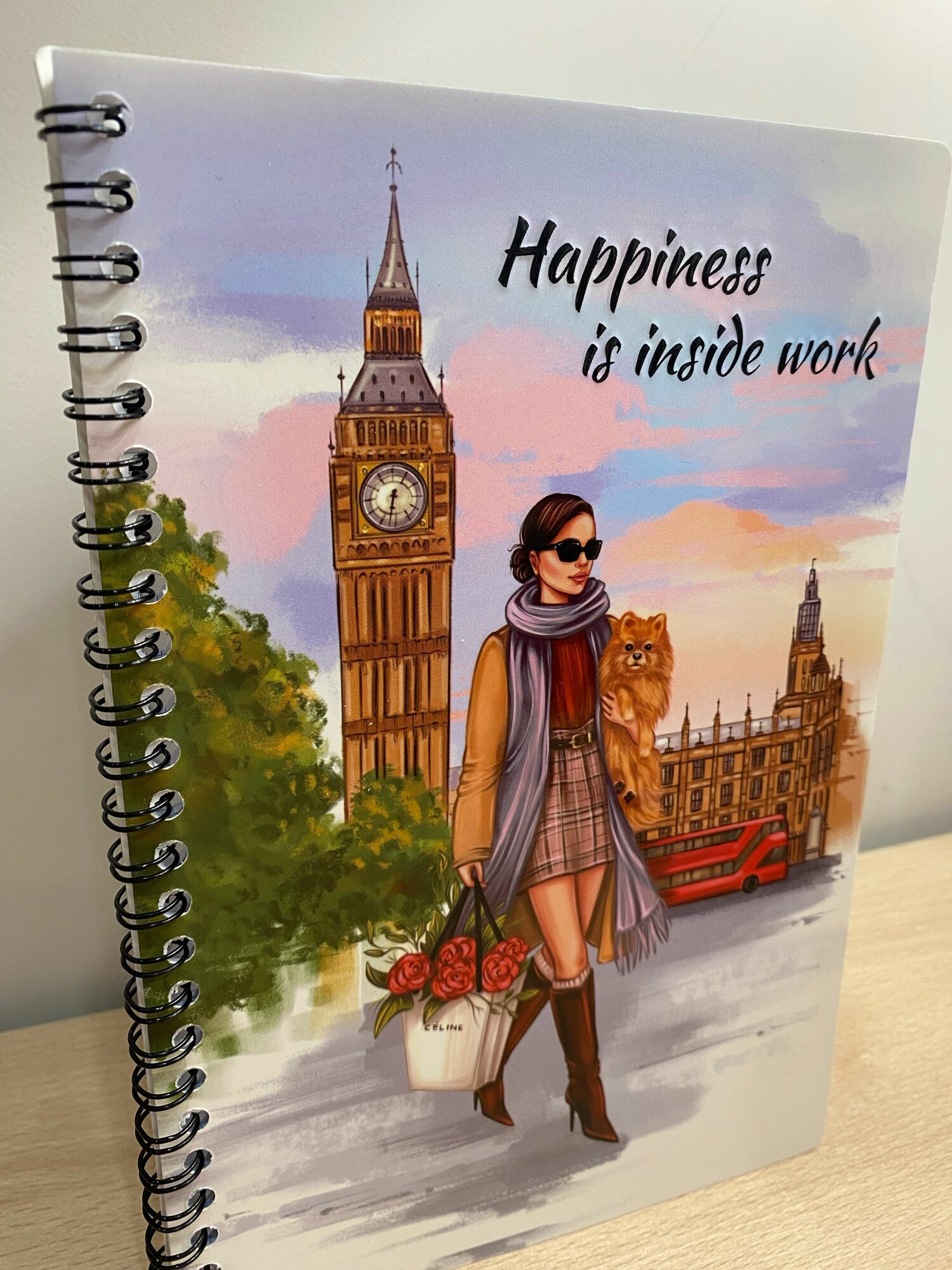Тетрадь 28 листов на пружине Happiness is inside work