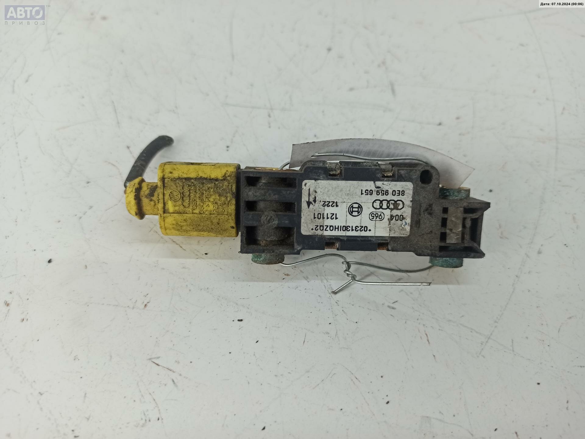 Датчик удара (Airbag) Audi A4 B6 (2001-2004)