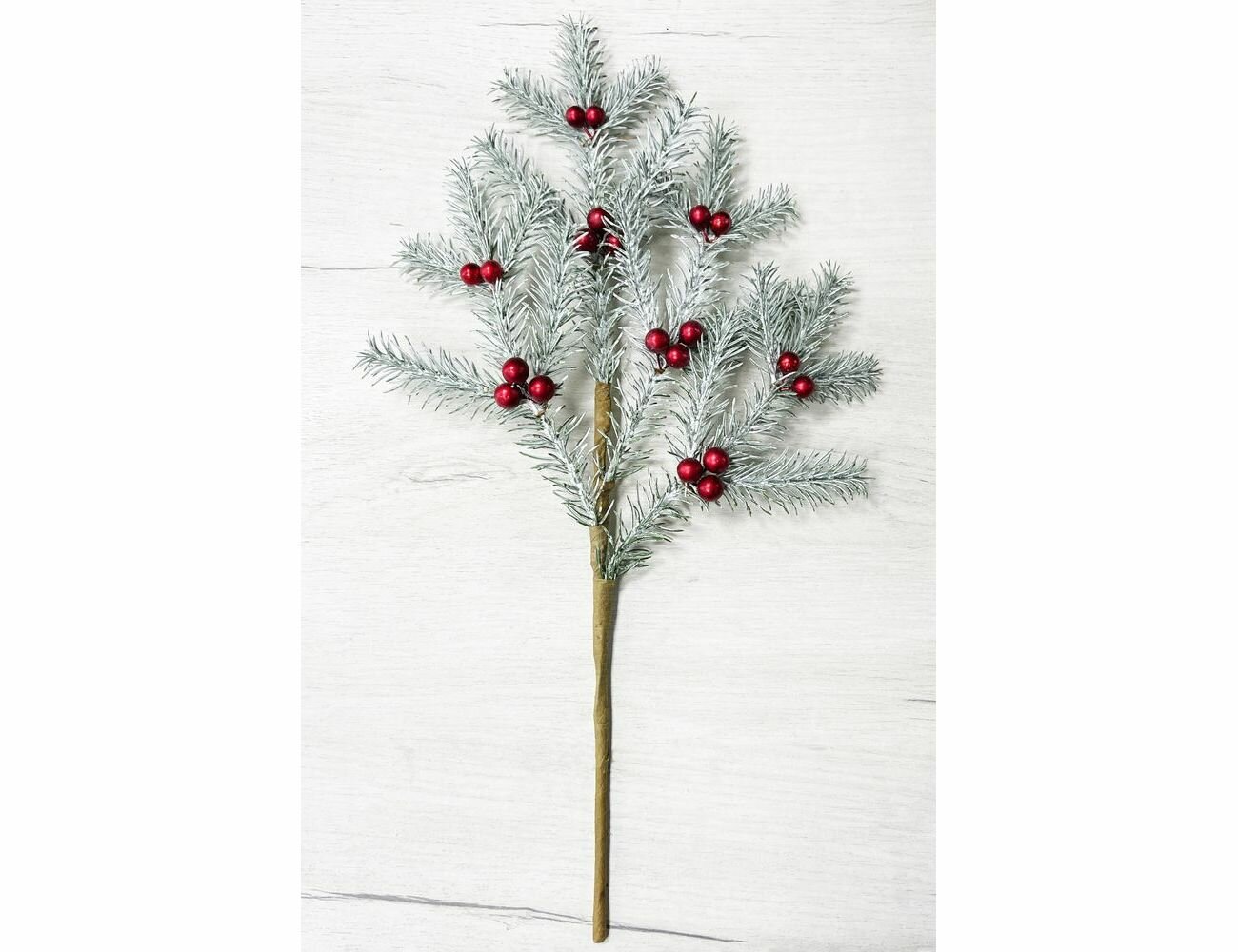 Декоративная ветка депинет, 100% литая хвоя, искусственные ягоды, 45 см, Christmas Deluxe 89548
