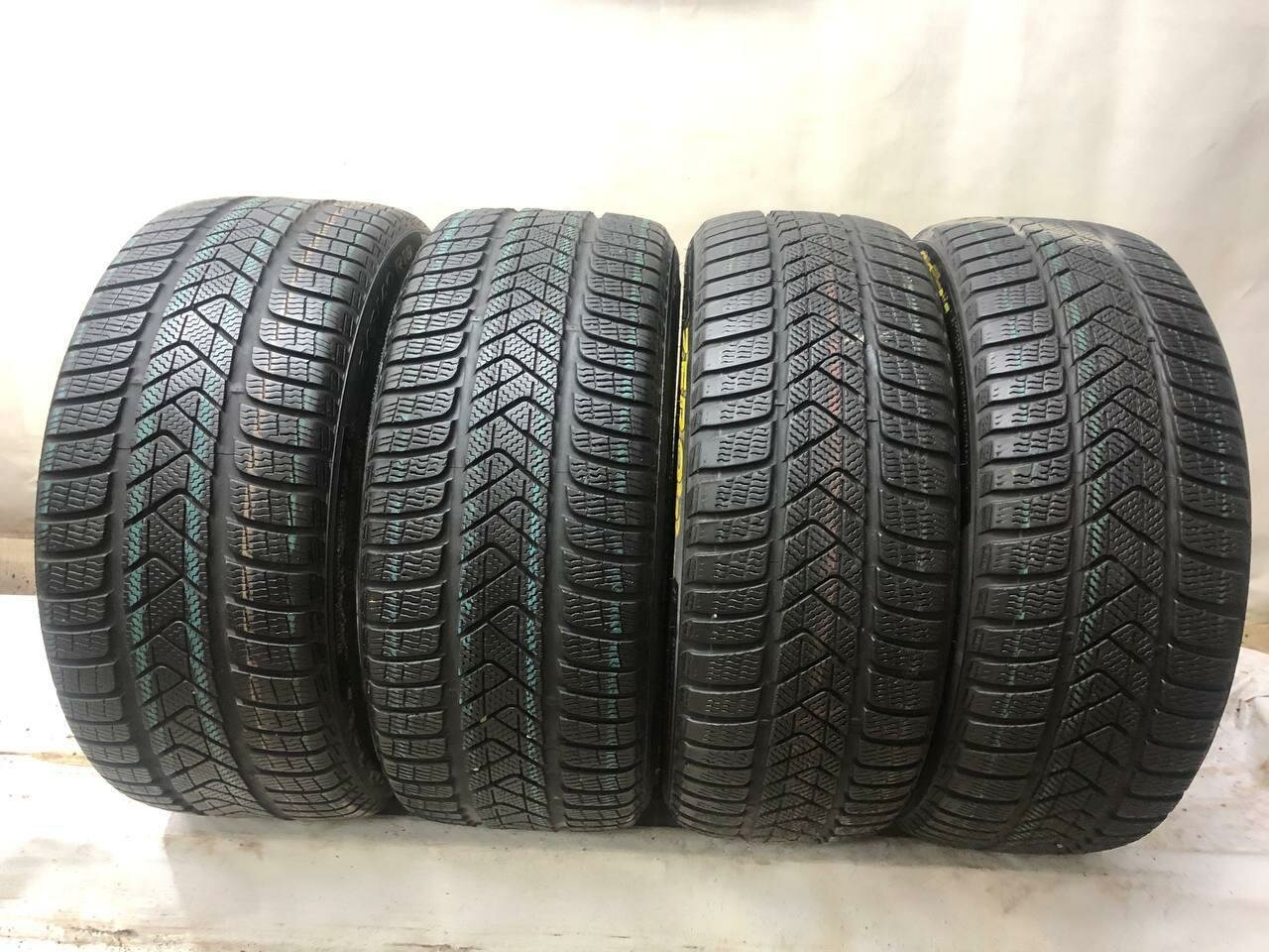 Pirelli Sottozero 3 245/40 R18 & 225/45 R18 БУ Шины Зимние