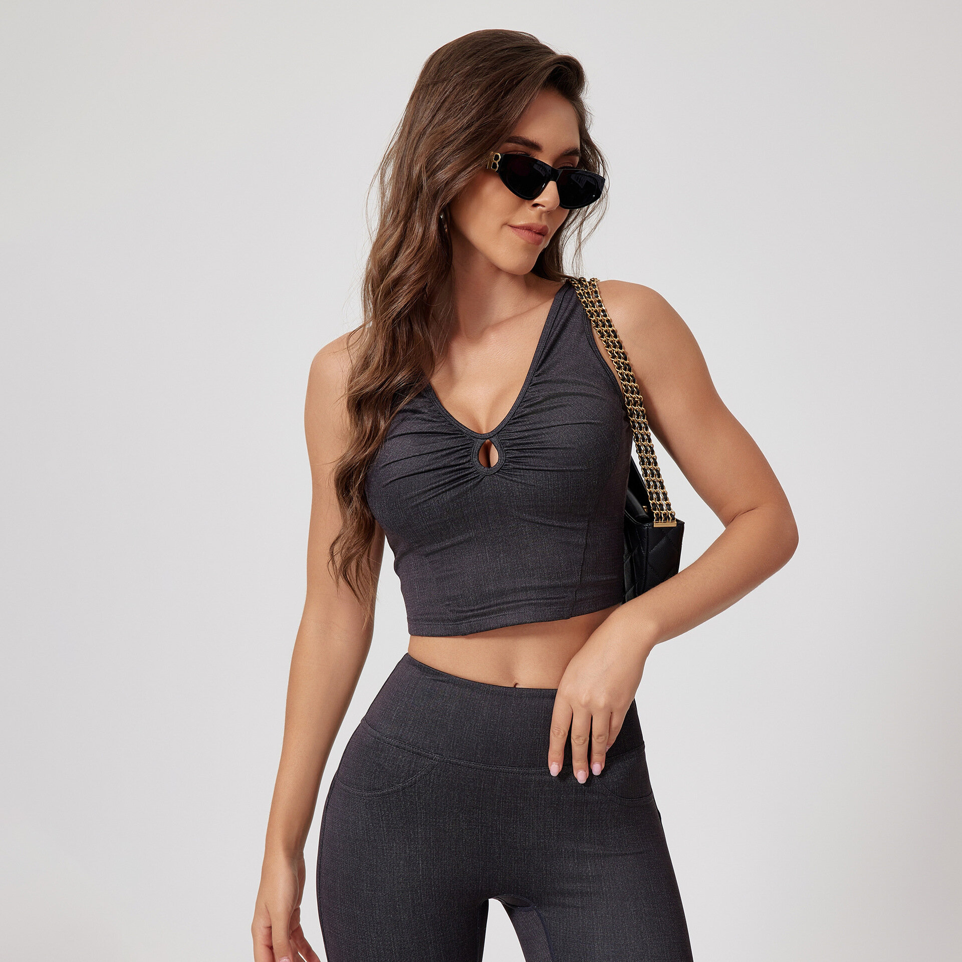 Бюстгальтер-невидимка