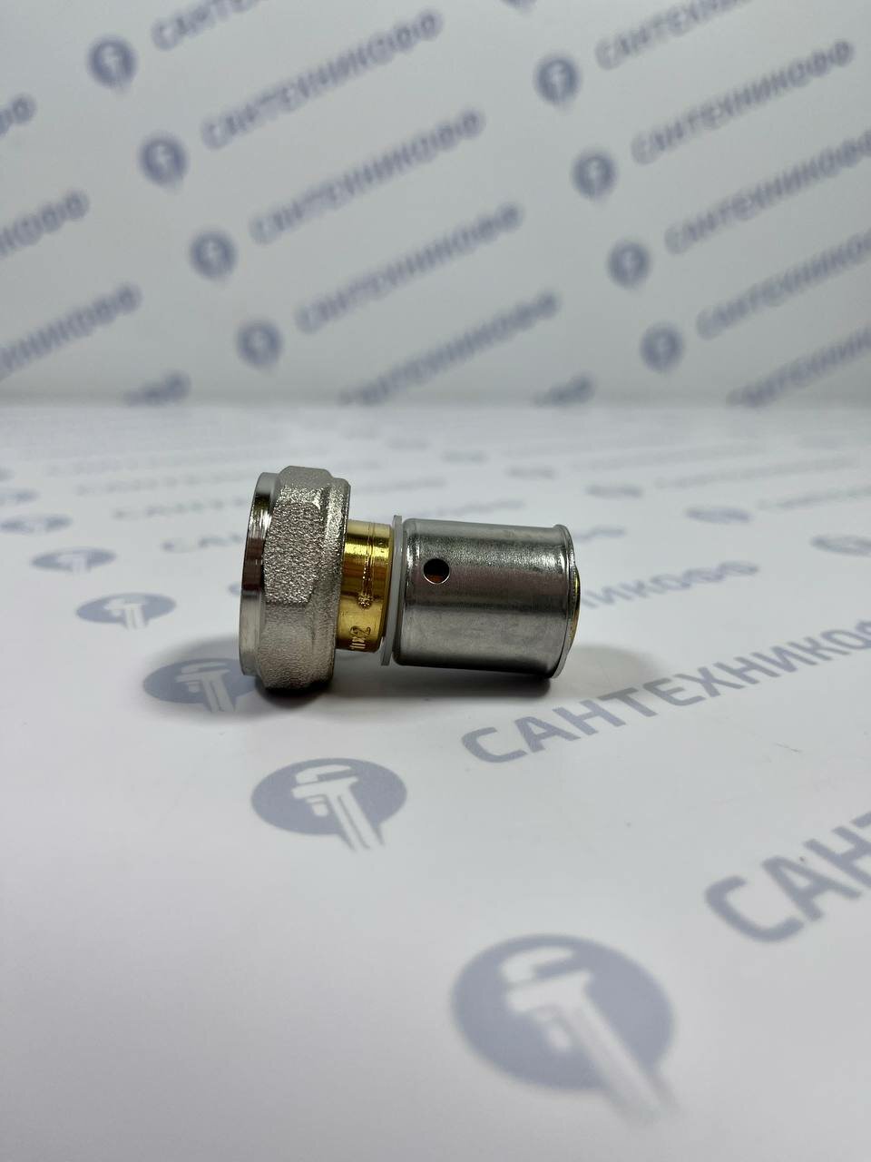 Соединение пресс 20(2.0)х3/4"ВР Multi-fit EK с накидной гайкой под евроконус ITAP 510(3/4"x20x2)