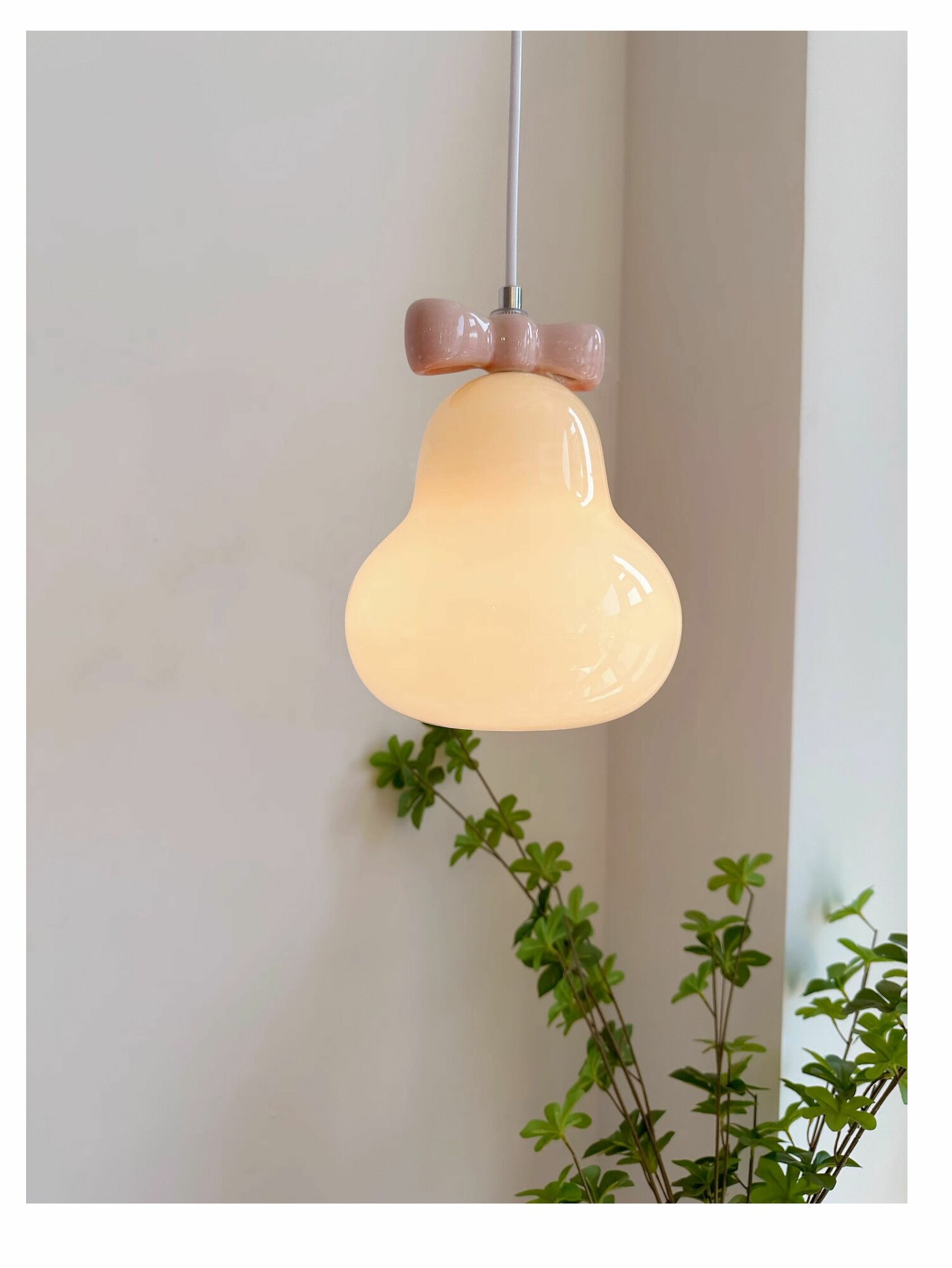 Простая и симпатичная прикроватная художественная маленькая люстра с бантиком -kpa