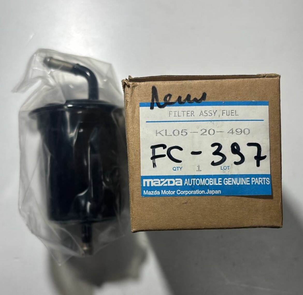 Фильтр топливный Mazda KL0520490B
