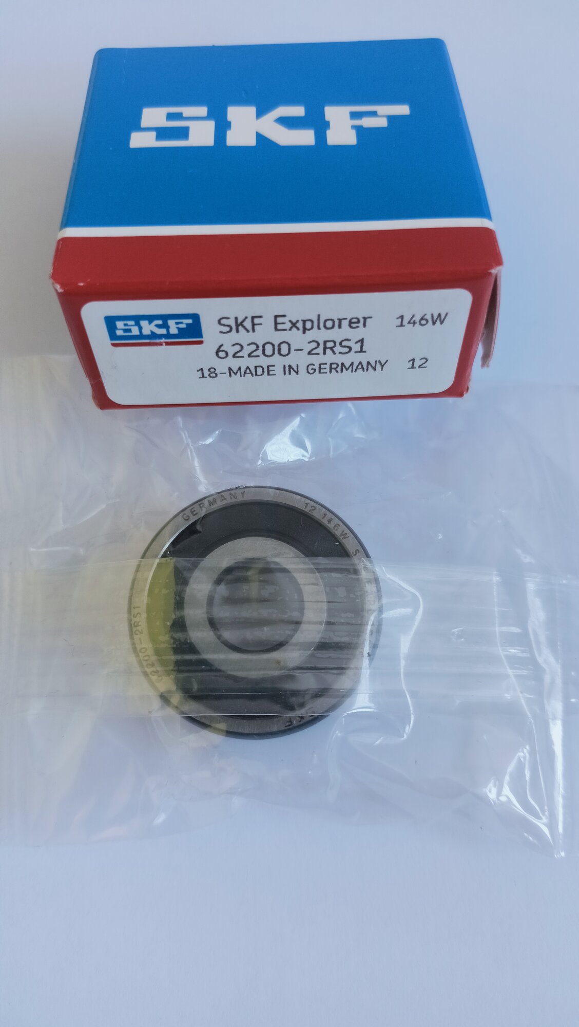 Подшипник SKF 62200-2RS1 шариковый радиальный (10х30х14)
