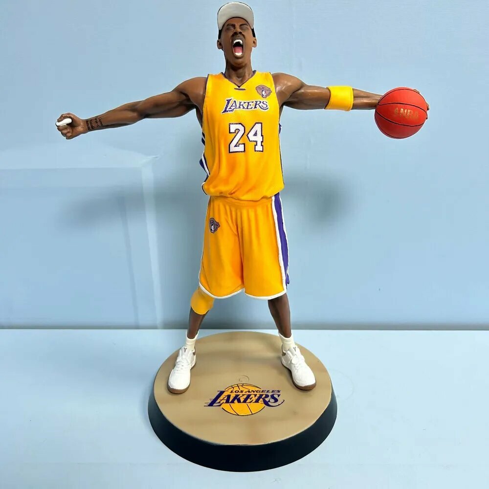Фигурка баскетболиста 2K Коллекционная фигурка "Kobe Bryant"34CM