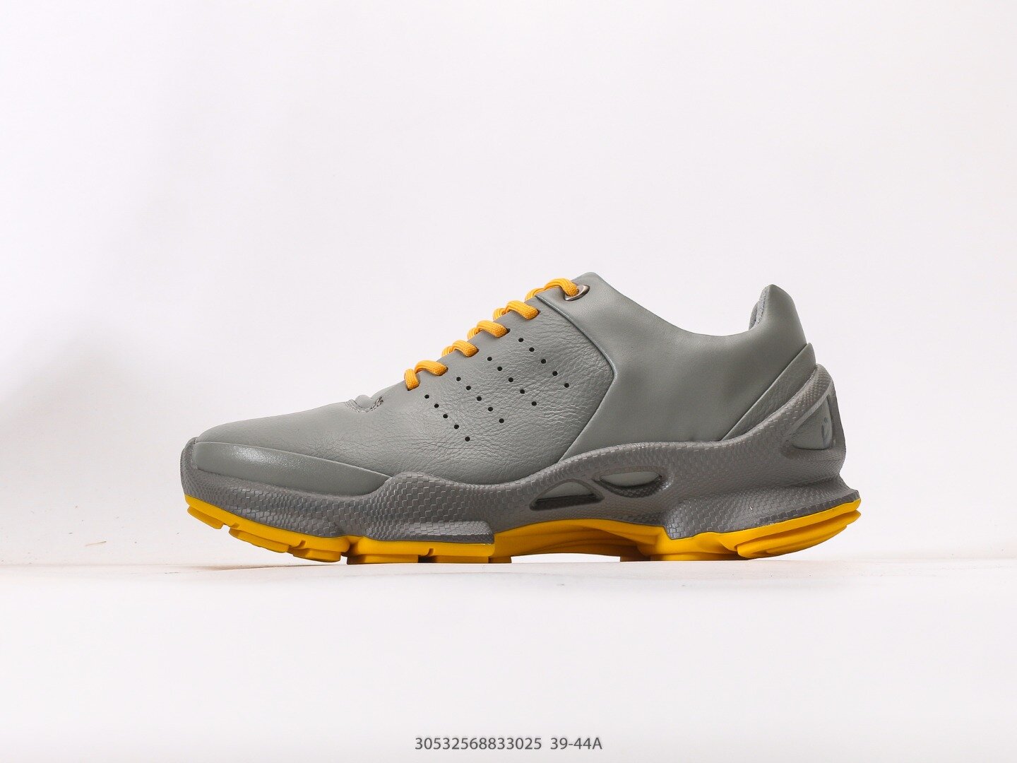 Кроссовки ECC Кроссовки