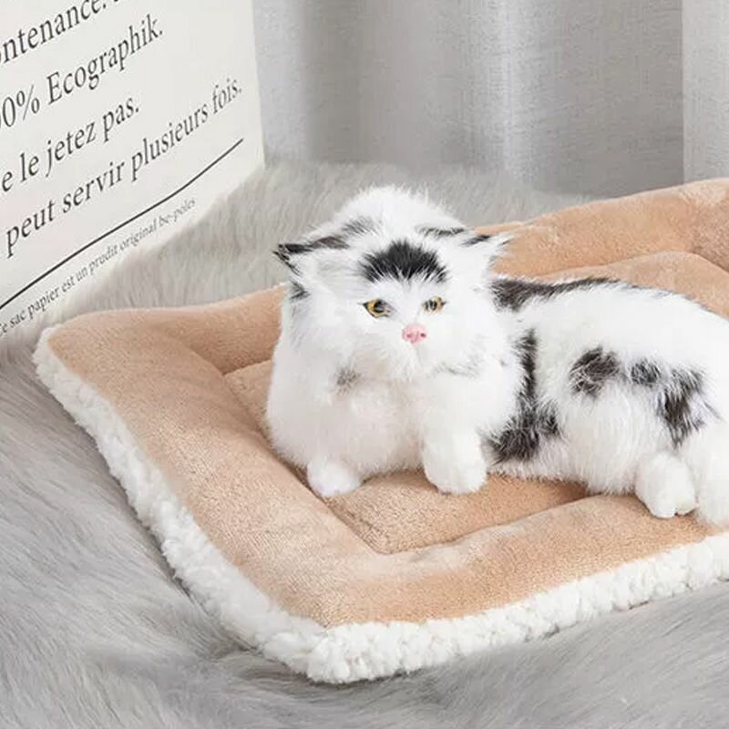 Теплые одеяла для животных