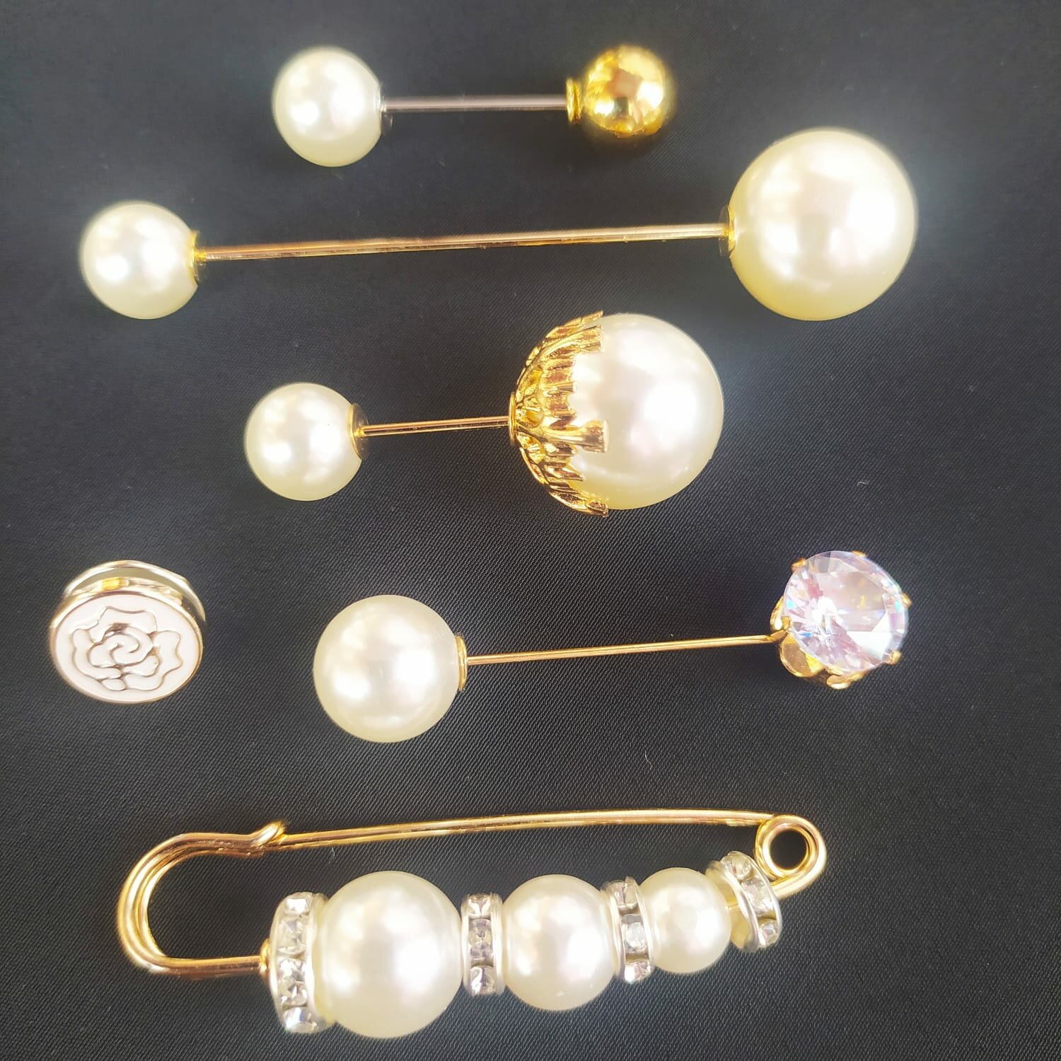 Комплект брошей, стразы