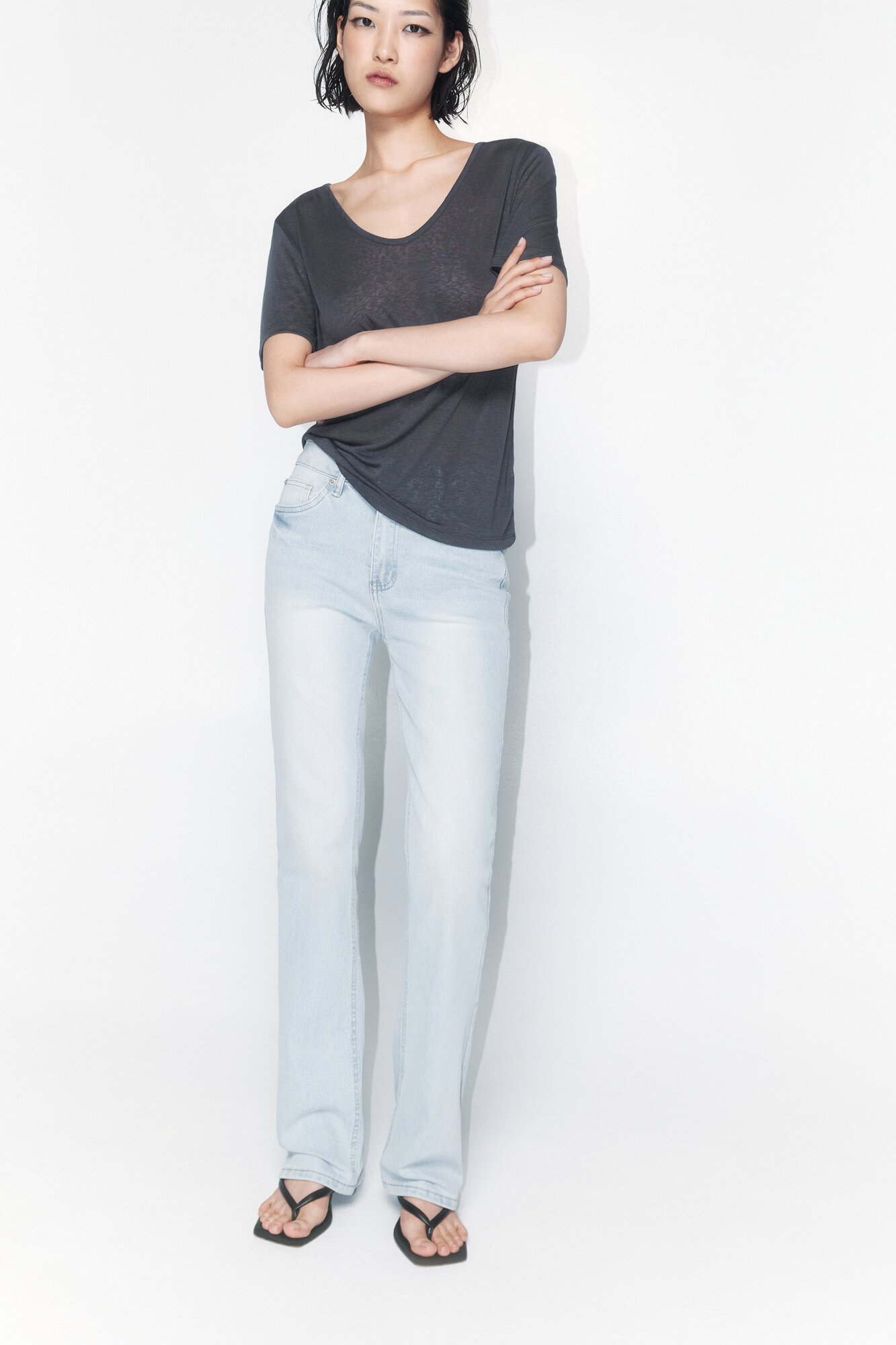 Джинсы клеш Basic 