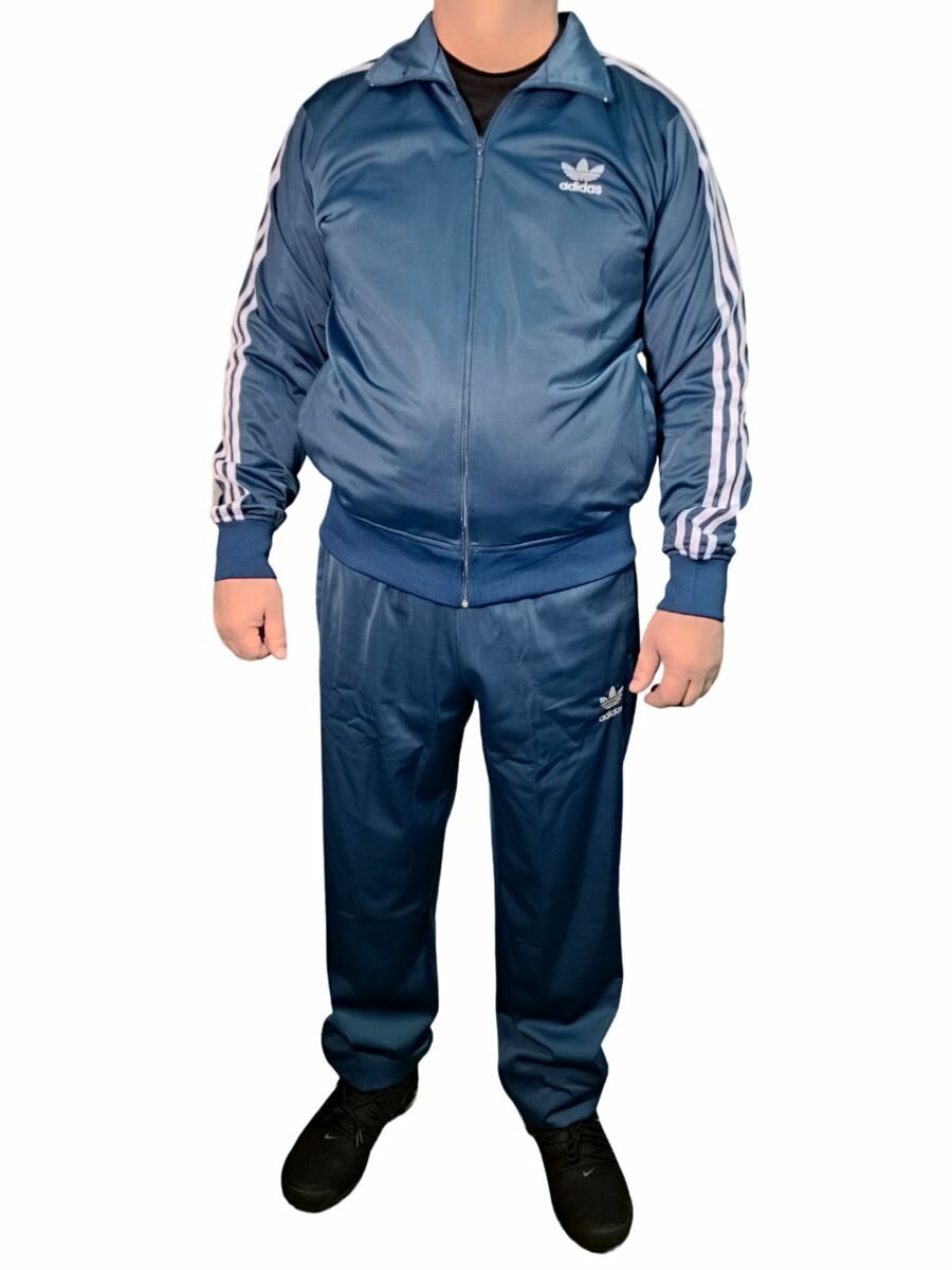 Костюм спортивный