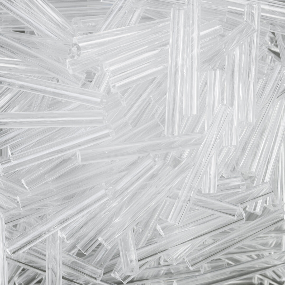 BUGLES Бисер Чехия 351-12001-HM05 20 мм 50 г - набор для бисероплетения и украшений цвет 00050 прозрачный