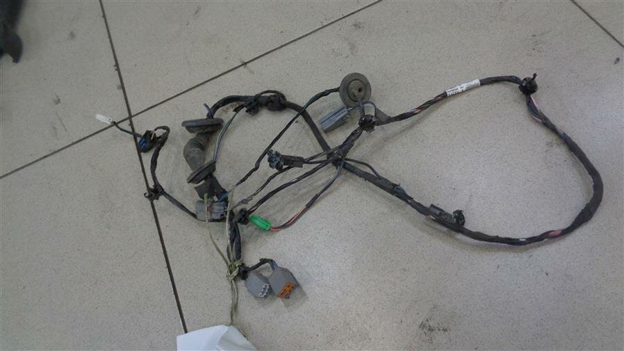 Проводка двери багажника от Dodge Caliber PM 2006-2011