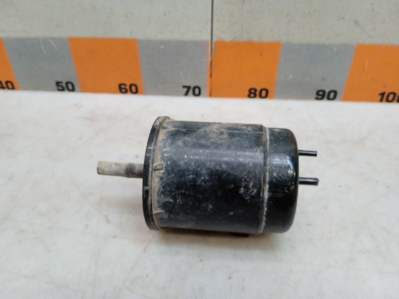 Б/У Киа Спортейдж 1 Абсорбер (фильтр угольный) Kia Sportage 1997 1, JA 318262 Hyundai-KIA арт. KF28613970A