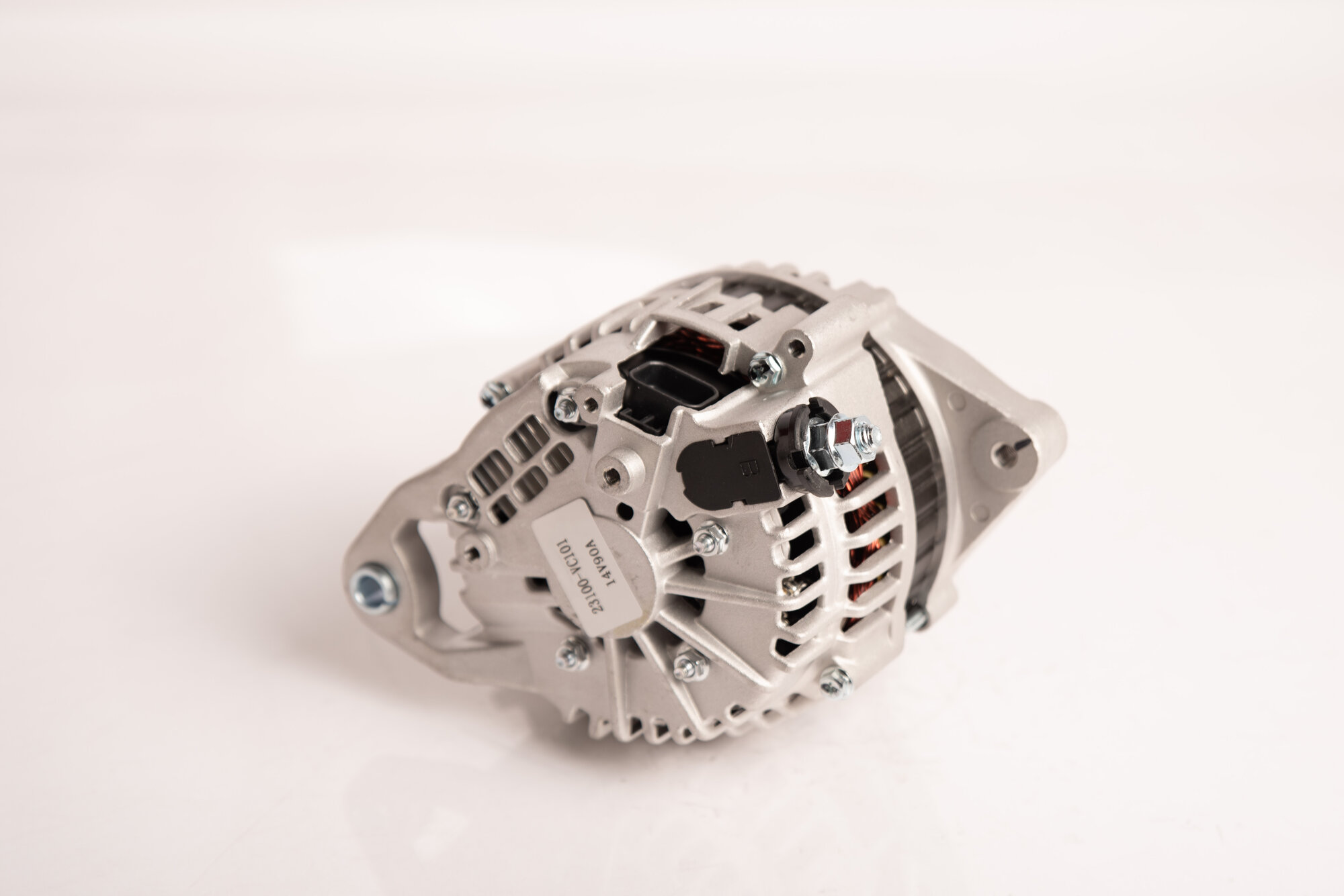 Генератор 23100-VC101 Powertec Nissan