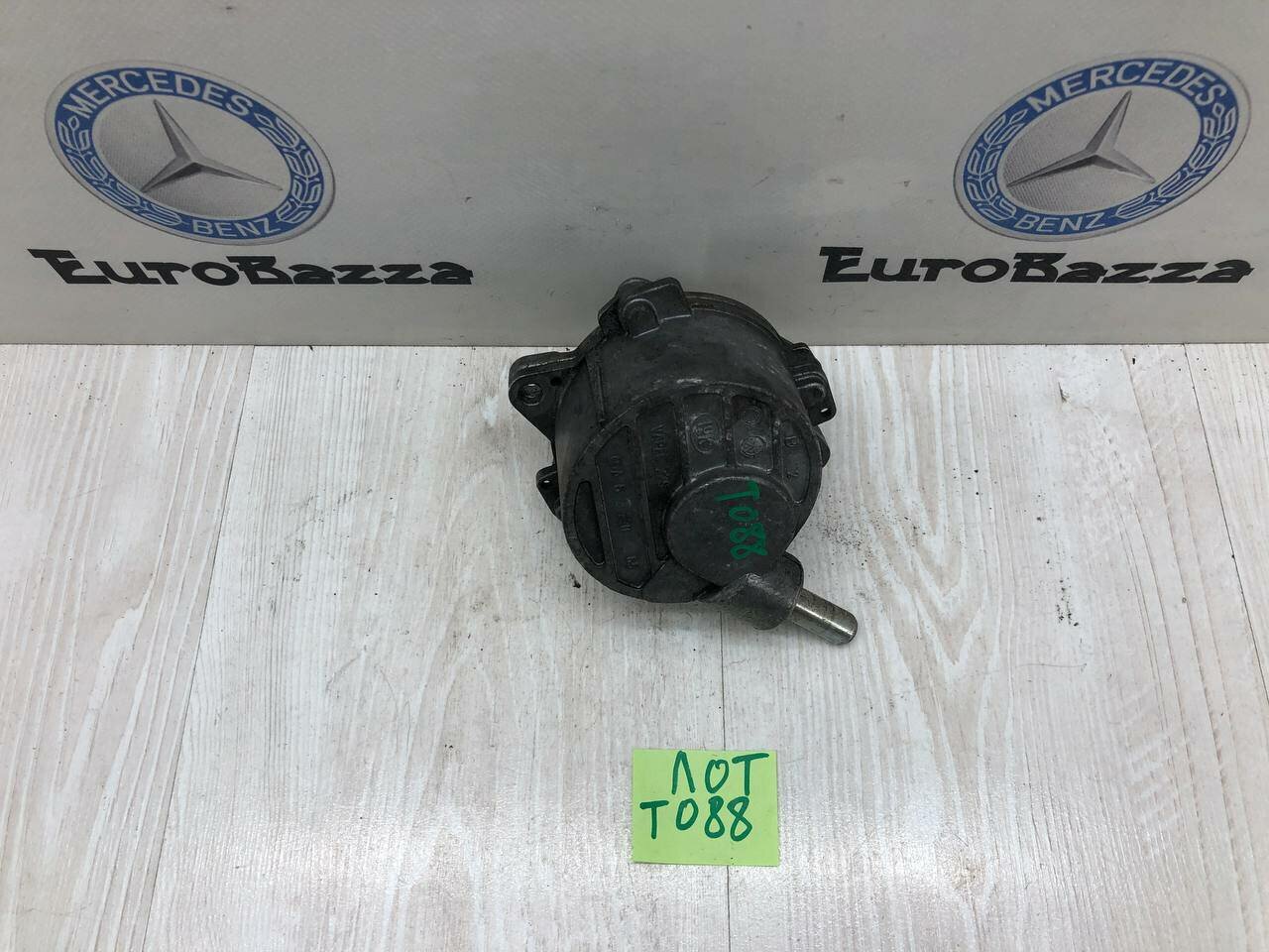 Вакуумный насос Mercedes Om629 A6282300065